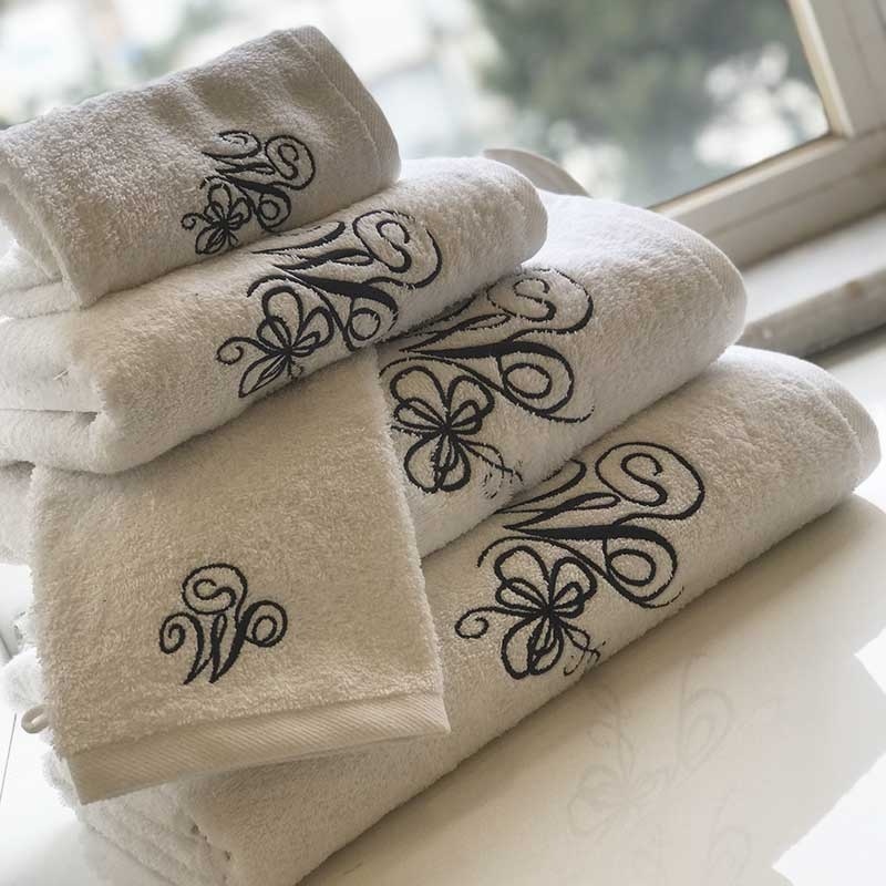 Linge de Toilette Brodé Mathilde Blanc - Tissus des Ursules