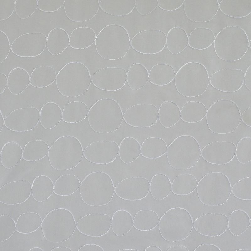Tissu Voile Brodé Ritournel Blanc - Tissus des Ursules